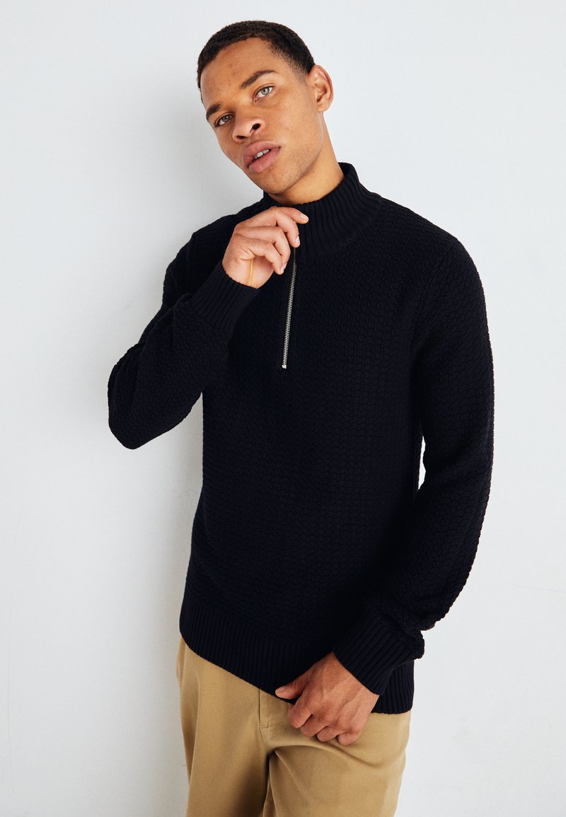 Selected Homme SLHTHIM STRUCTURE HALF ZIP - Jumper - black - Zalando.ie