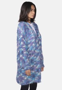 Flavia Valentini Strickjacke - blue/hellblau - Zalando.de