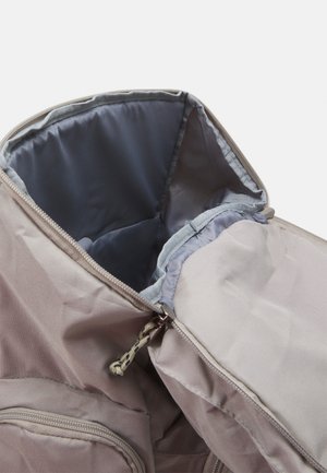 Lindex EXCLUSIVE BACKPACK WITH PENCIL CASE UNISEX - Mochila - black ...