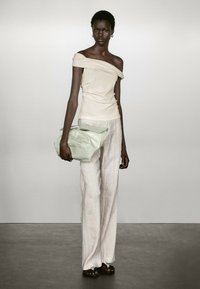 Massimo Dutti DRAPED STRAPLESS - Top - white - Zalando