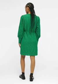 Object FEODORA L/S - Hverdagskjole - lush meadow/sort - Zalando.dk