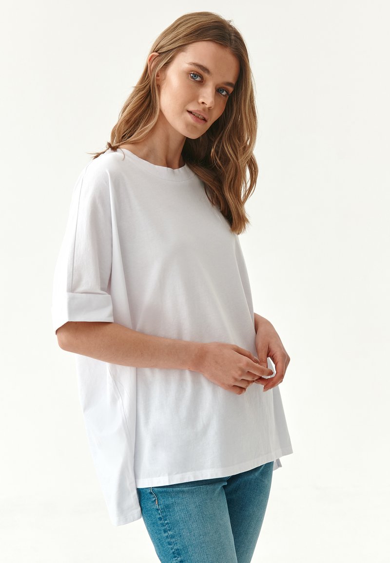 TATUUM LIKE - Basic T-shirt - white - Zalando.ie