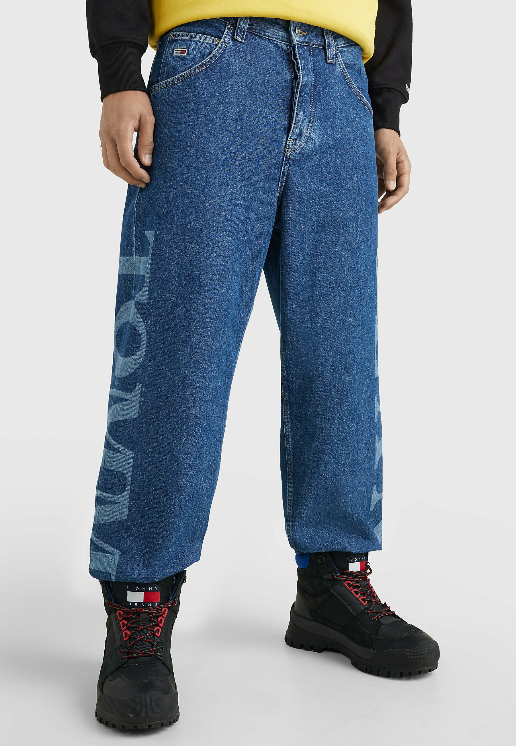 Tommy Jeans AIDEN BAGGY LASERED LOGO - Jeans Relaxed Fit - denim medium ...