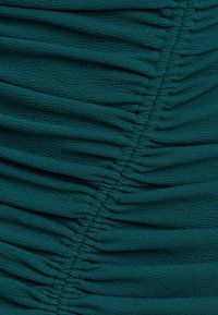 BWLDR TOBI - Robe longue - emerald/vert foncé - ZALANDO.FR