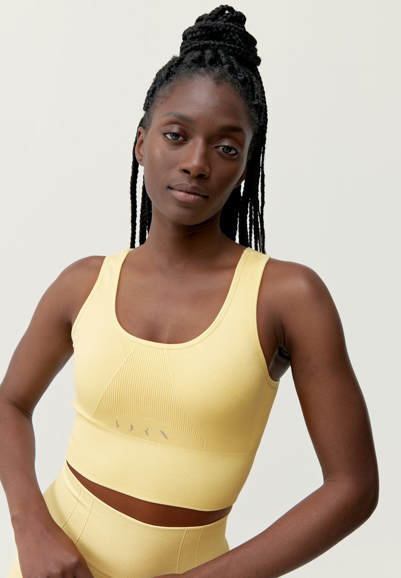 Born Living Yoga URDHVA - Sport-bh met medium support - amarillo/geel ...