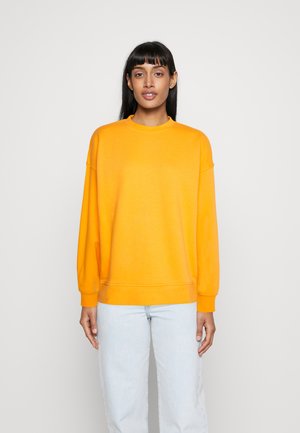 Urban Classics OVERSIZED TRIANGLE CREW NECK - Sweatshirt - magicmango ...