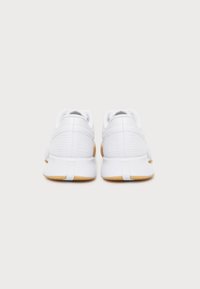 Nike Performance ZOOM VAPOR PRO - Kengät kaikille alustoille - white ...