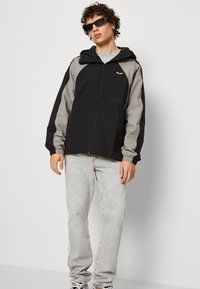 HUF SET SHELL JACKET UNISEX - Impermeable - black/negro - Zalando.es