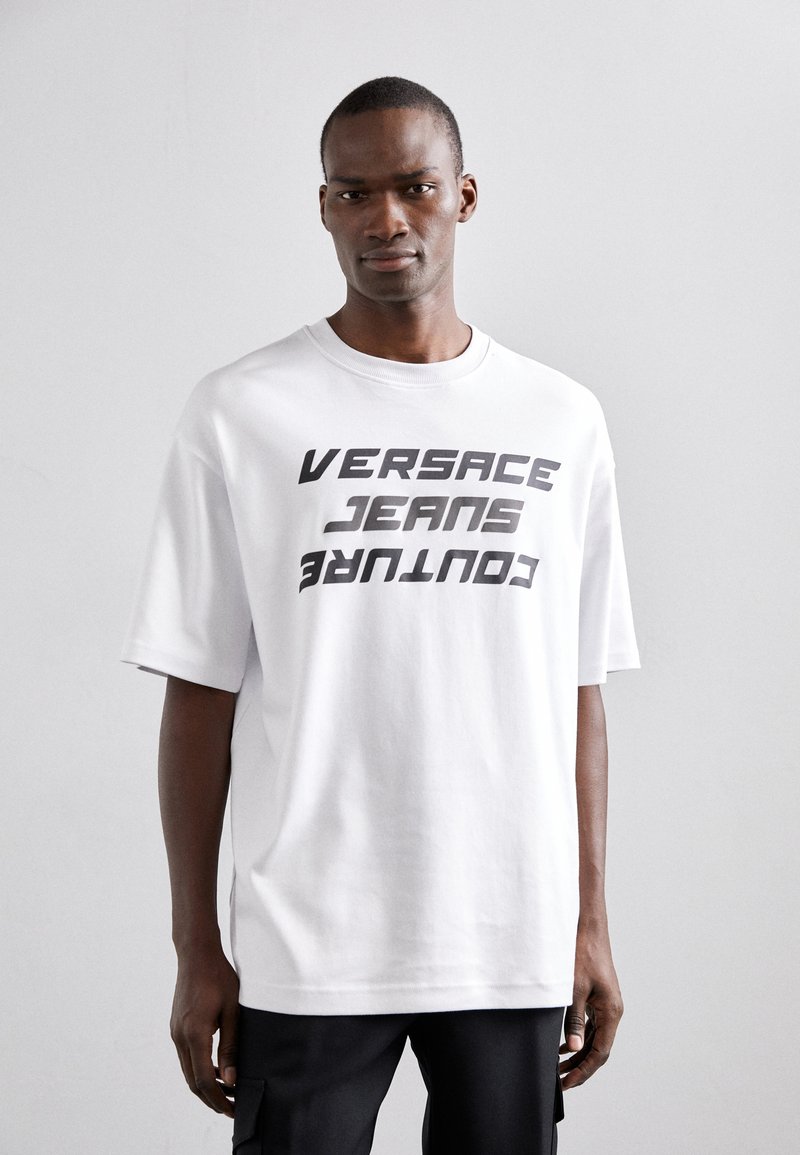 Versace Jeans Couture LOGO LINE - Print T-shirt - white - Zalando.ie