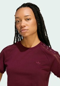 adidas Originals Basic T-shirt - maroon/bronze - Zalando