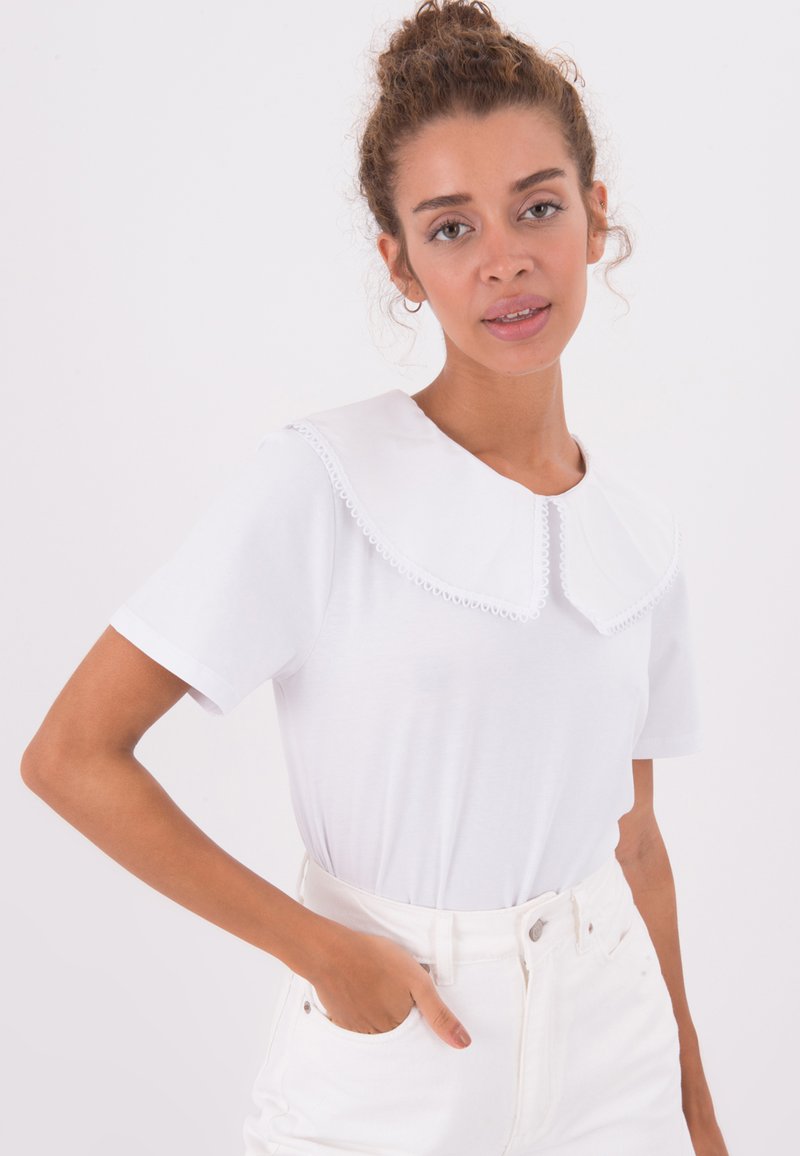 BSL DAVIDA - Print T-shirt - white - Zalando.de