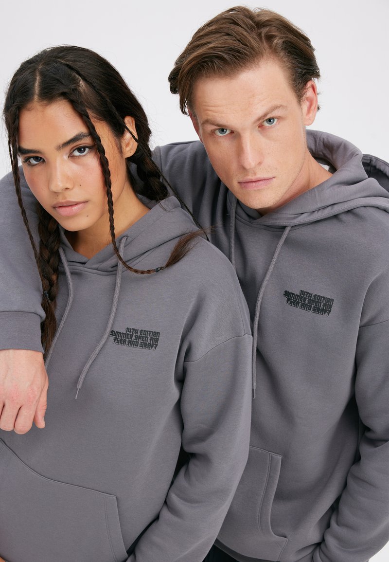 YOURTURN UNISEX - Kapuutsiga pusa - grey/hall - Zalando.ee