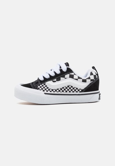 Vans DROP V CLASSIC CHECK CREW 3PACK - Sukat - white black heathergrey ...