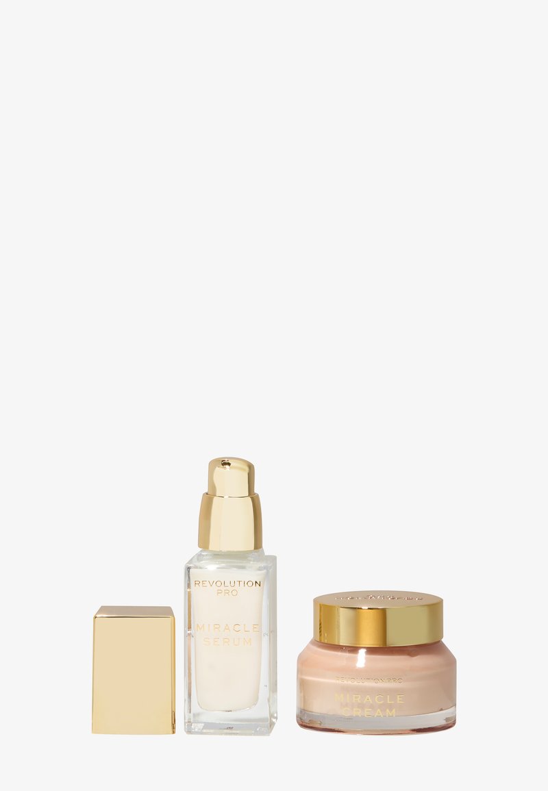 Revolution PRO REVOLUTION PRO ULTIMATE MIRACLE SKINCARE GIFT SET ...