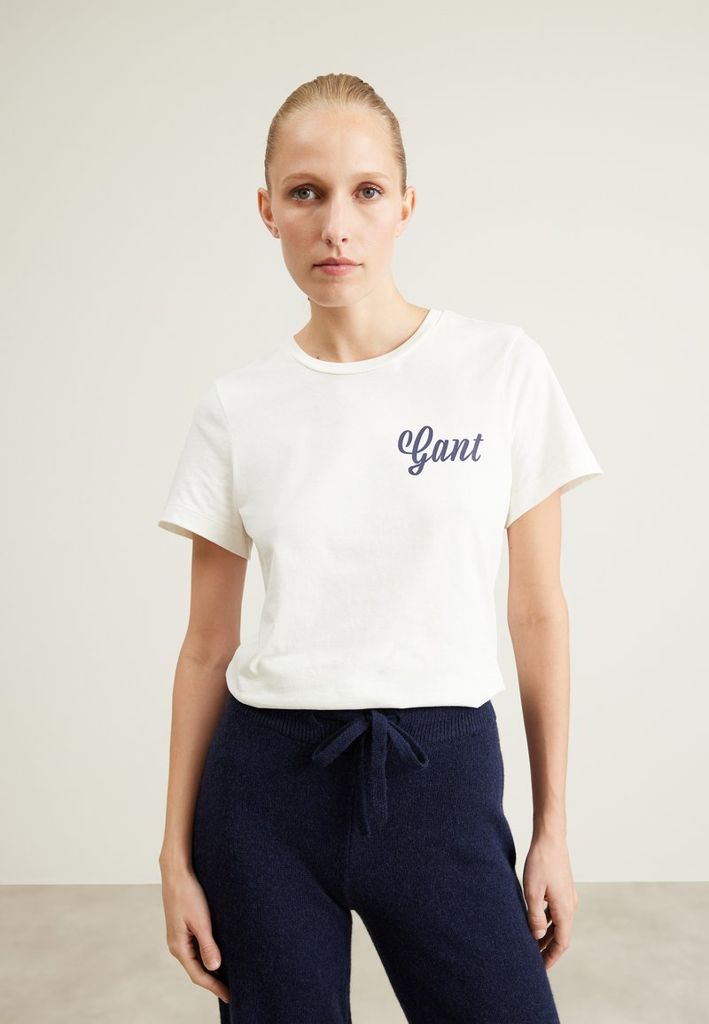 GANT SMALL GRAPHIC - Basic T-shirt - eggshell/off-white - Zalando.co.uk