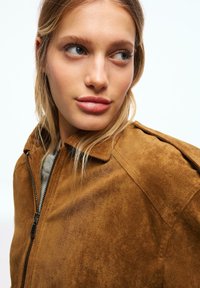 Bershka BALLOON - Faux leather jacket - camel - Zalando