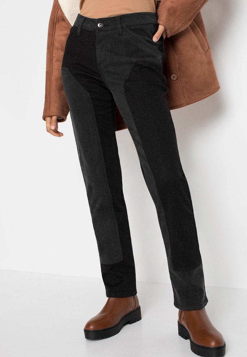 bonprix Jeans Straight Leg - black/schwarz - Zalando.ch