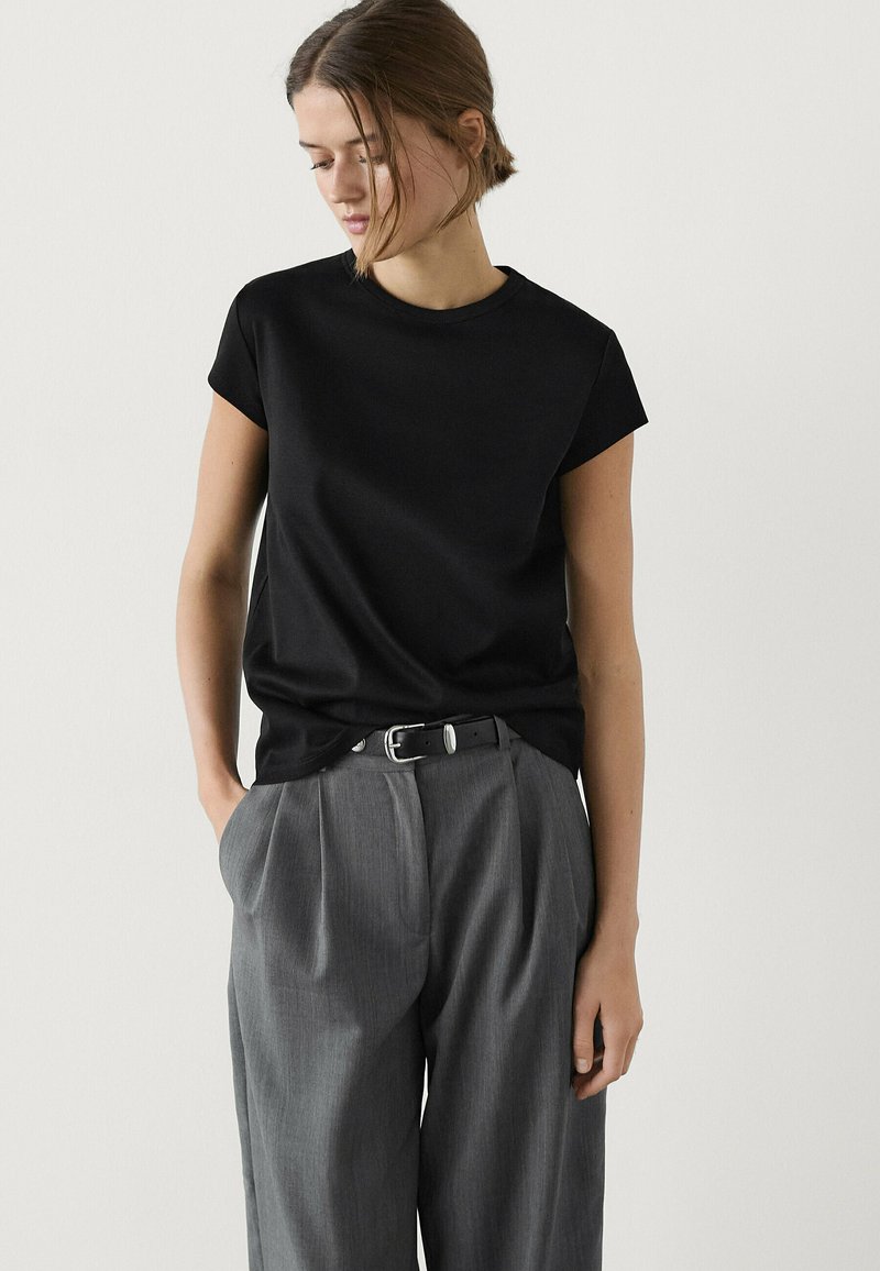 Massimo Dutti SHORT SLEEVE - T-Shirt basic - black denim/schwarz - Zalando