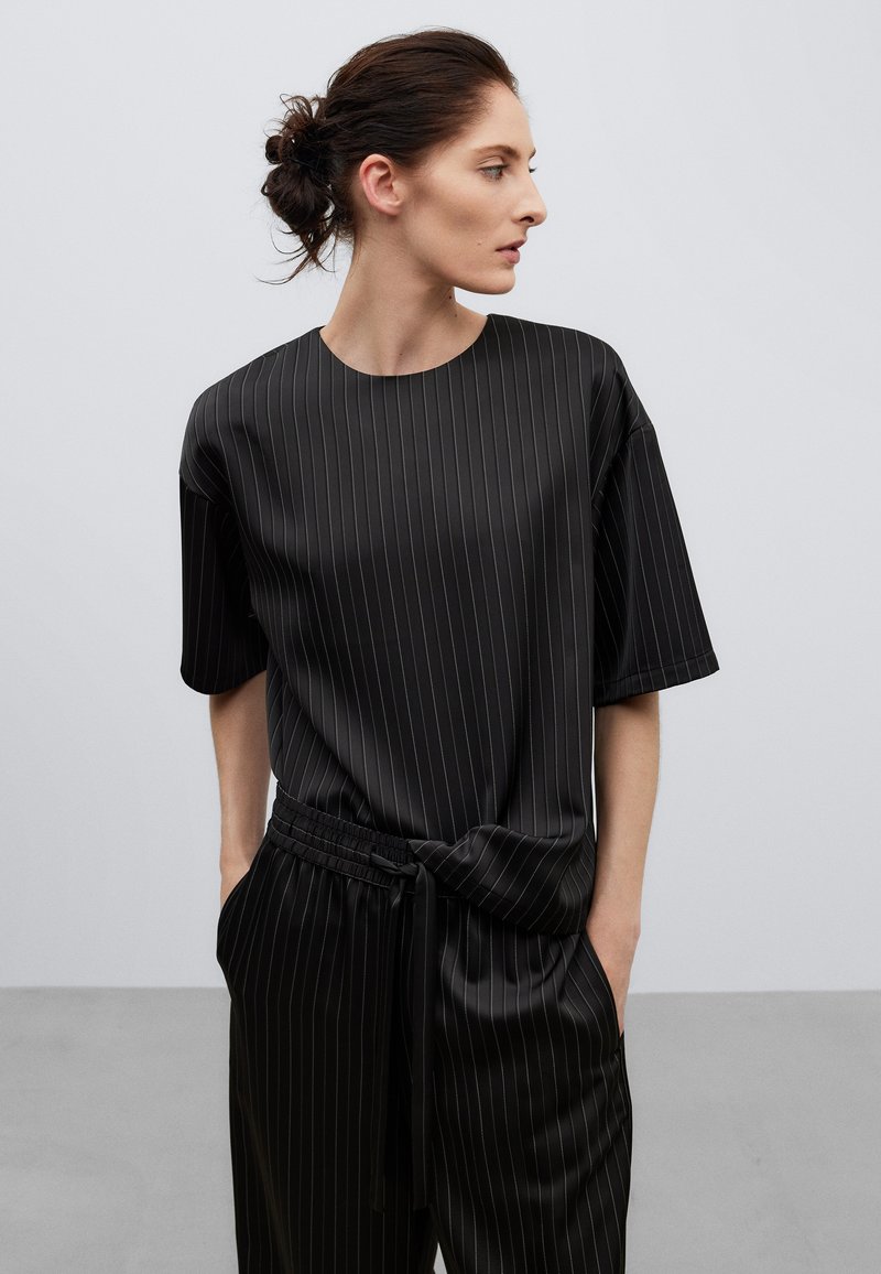 Adolfo Dominguez Striped Short Sleeve Print T Shirt Black Zalando