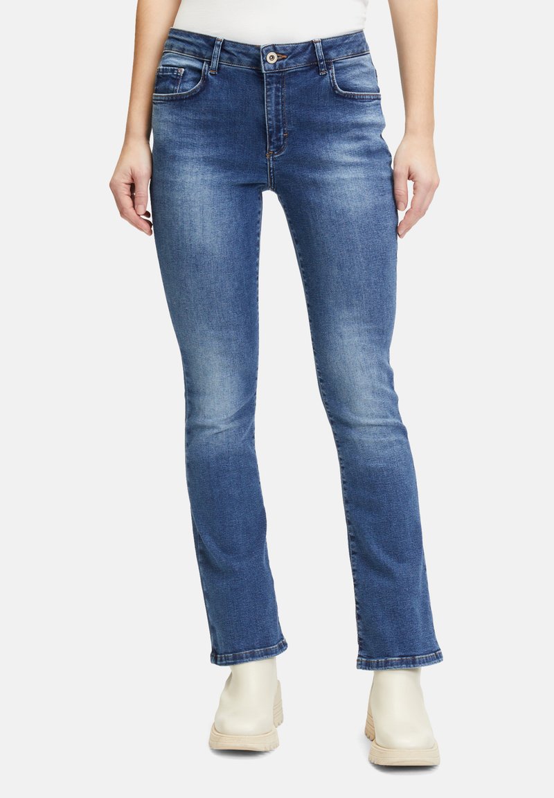 Cartoon FIGURBETONT - Jeans Bootcut - dark blue denim/blå - Zalando.dk