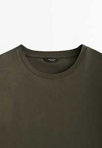 Massimo Dutti KURZÄRMELIGES AUS REINER - T-shirt basique - dark green ...