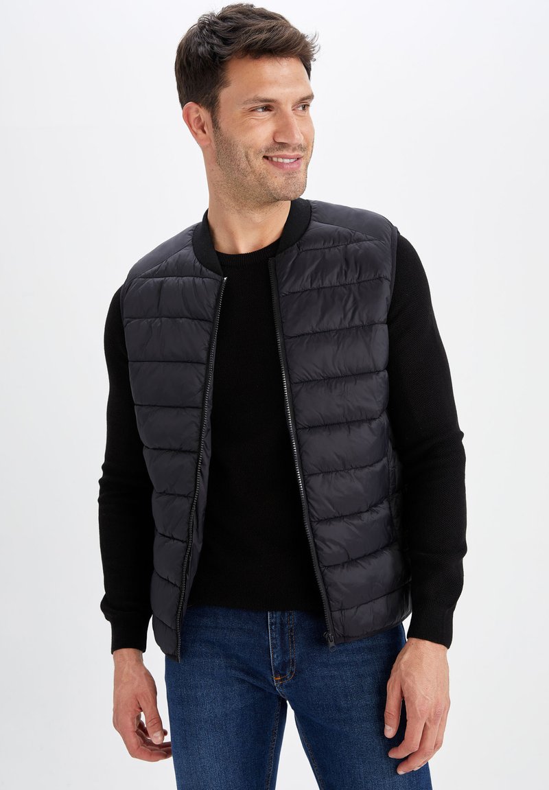 DeFacto SLIM FIT - Weste - black/schwarz - Zalando.at