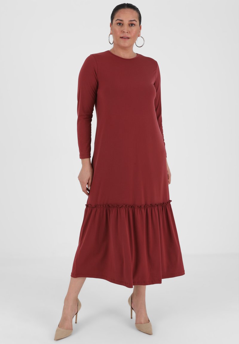 Modanisa CREW NECK ALIA - Robe en jersey - brown/marron - ZALANDO.FR