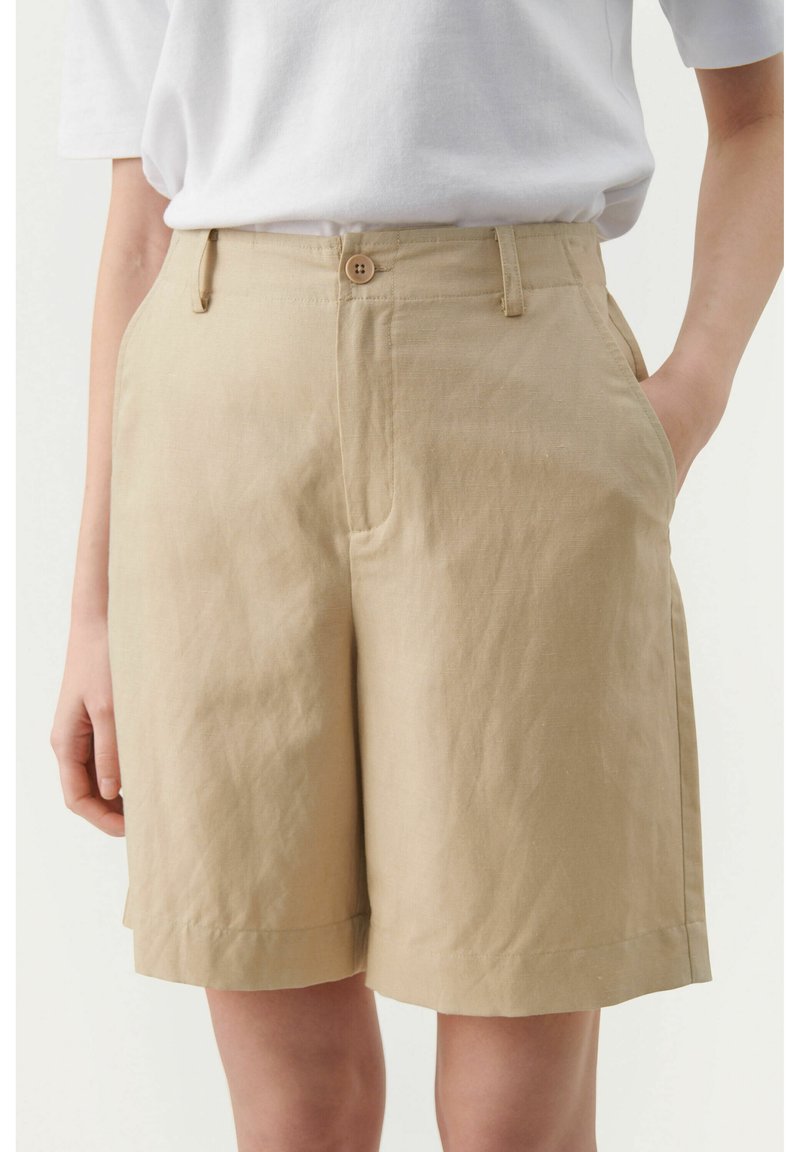 Part Two GENTINA - Shorts - white pepper/beige - Zalando.ie