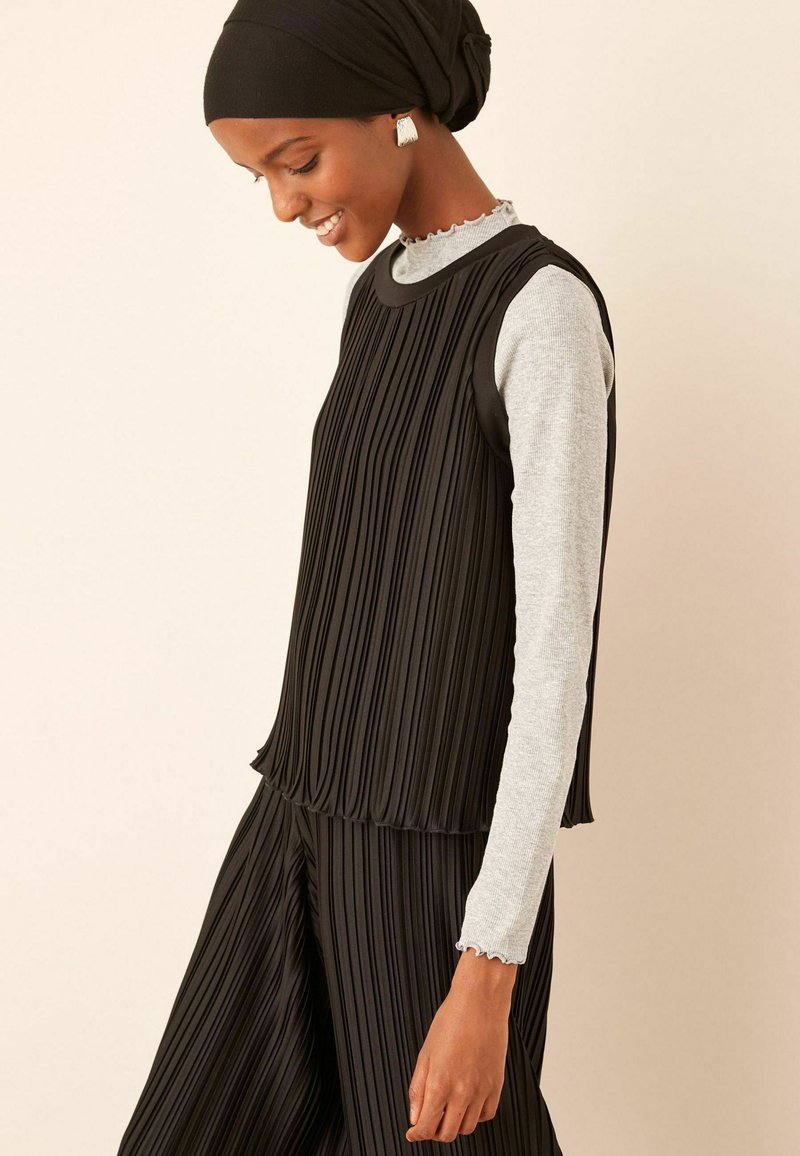 Next PLISS - Weste - black/schwarz - Zalando.ch