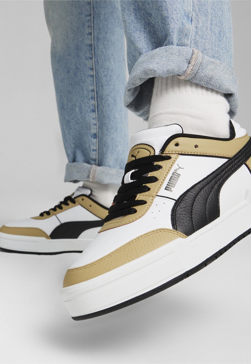 Puma Tenisice - white-prairie tan warm white/deva - Zalando.hr