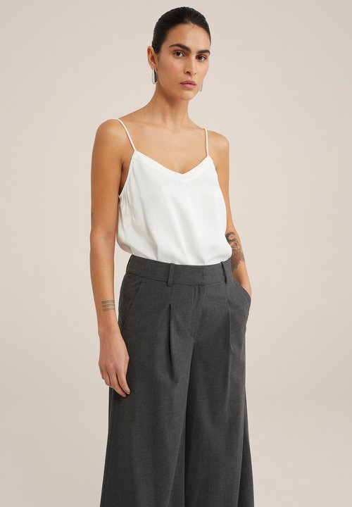 Witte Topjes voor dames online | Gratis verzending voor de meeste ...