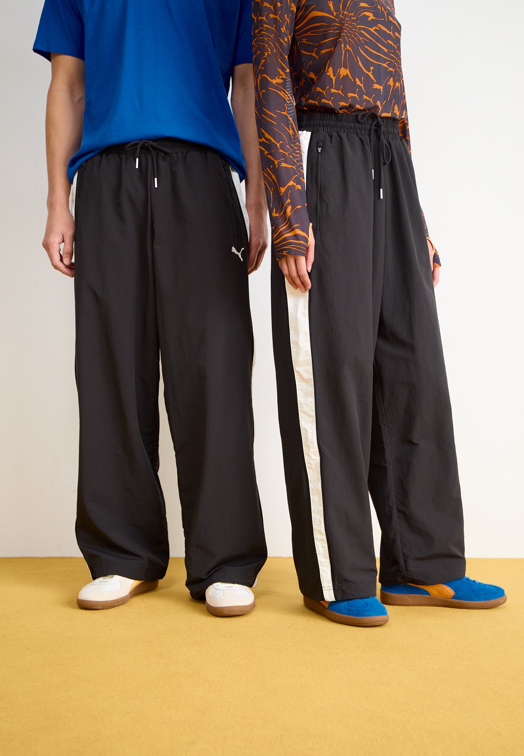 Puma OVERSIZED TRACK PANTS UNISEX Tracksuit bottoms black Zalando