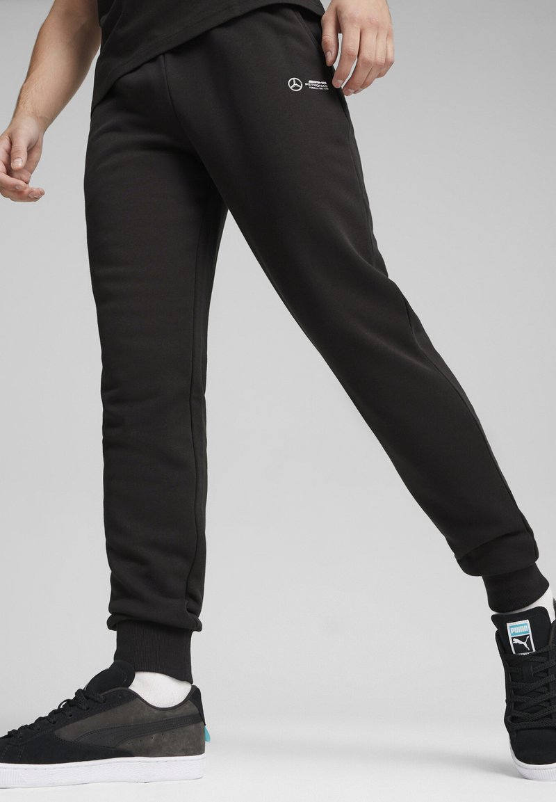 Puma MERCEDES-AMG PETRONAS MOTORSPORT - Tracksuit bottoms - black - Zalando