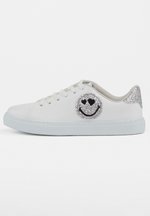 DeFacto SMILEY - Sneakers - white/vit - Zalando.se