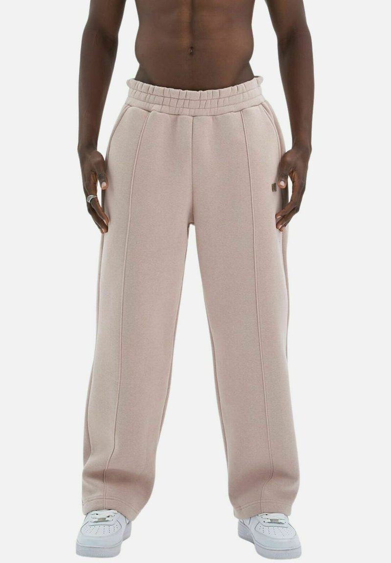 Mens Tracksuit Bottoms Baggy at Kenneth Mcgray blog