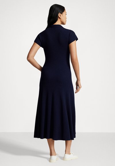 Polo Ralph Lauren COLLAR SHORT SLEEVE DAY DRESS - Stickad klänning - hunter navy/blå - Zalando.se