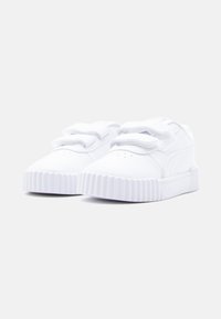 Puma CARINA 3.0 HOLO 2.0 UNISEX - Trainers - white/silver-coloured ...