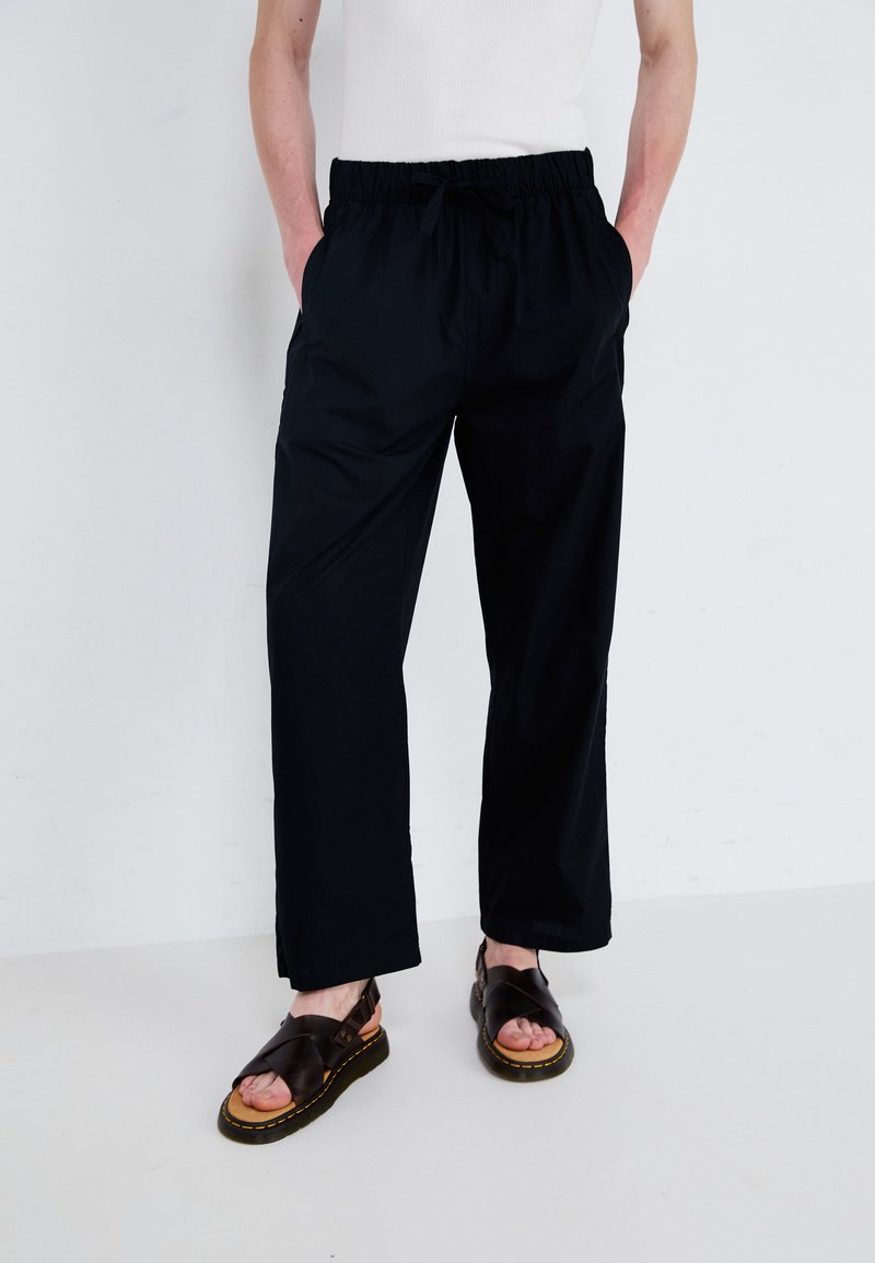 Selected Homme SLHWESLEY PANT - Trousers - black - Zalando.ie