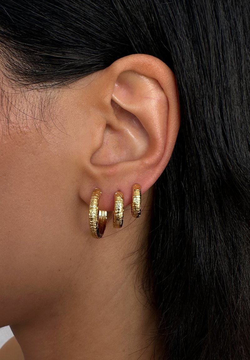 Muli Collection TEXTURED HOOPS 3-PACK - Ohrringe - guld/goldfarben ...