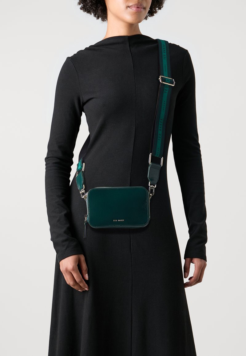 Ted Baker STUNWA BRANDED CRINKLE CAMERA BAG - Across body bag - mid ...