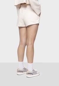 Kaotiko ADELE - Shorts - off white/crème - Zalando.nl