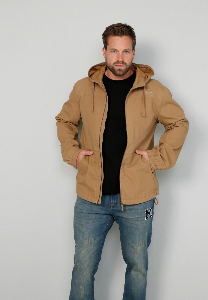 John F. Gee Giacca leggera - taupe/grigio talpa - Zalando.it