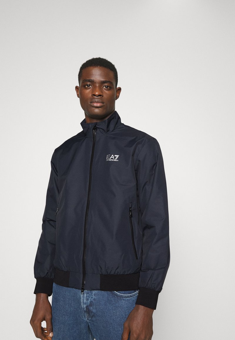 EA7 Emporio Armani Übergangsjacke - dark blue/dunkelblau - Zalando.ch