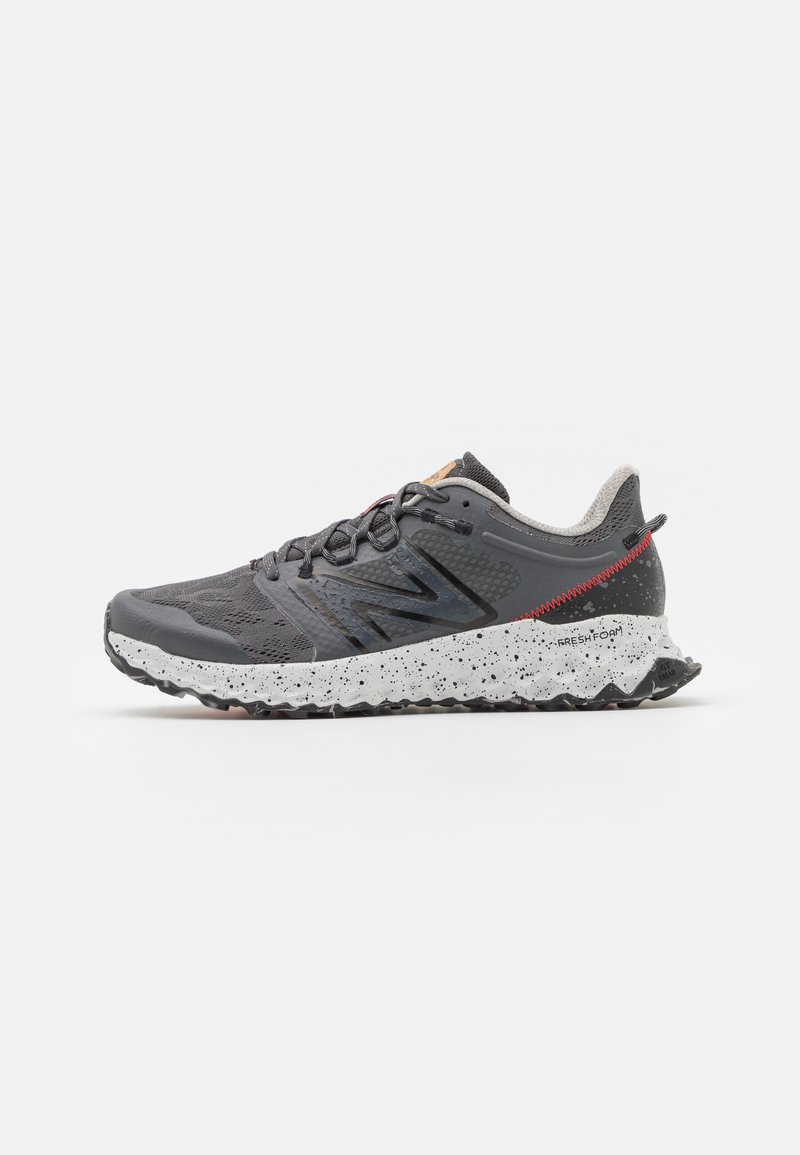 New Balance FRESH FOAM GAROE V1 - Pantofi alergare trail - magnet/gri ...