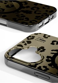 iDeal of Sweden MIRROR MAGSAFE IPHONE 17 - Phone case - leo ombre/light ...