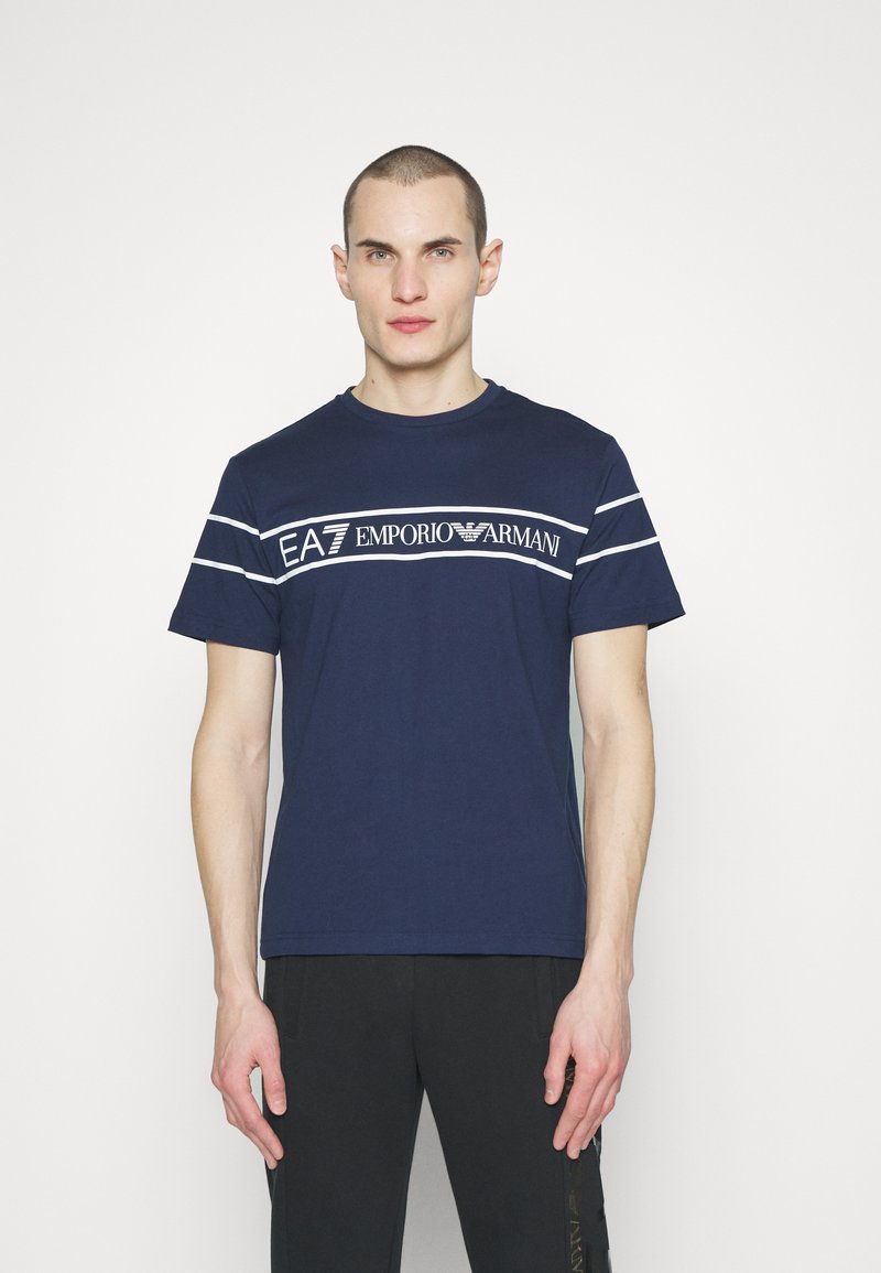 Ea7 Emporio Armani Train Print T Shirt Dark Blue Zalando Ie