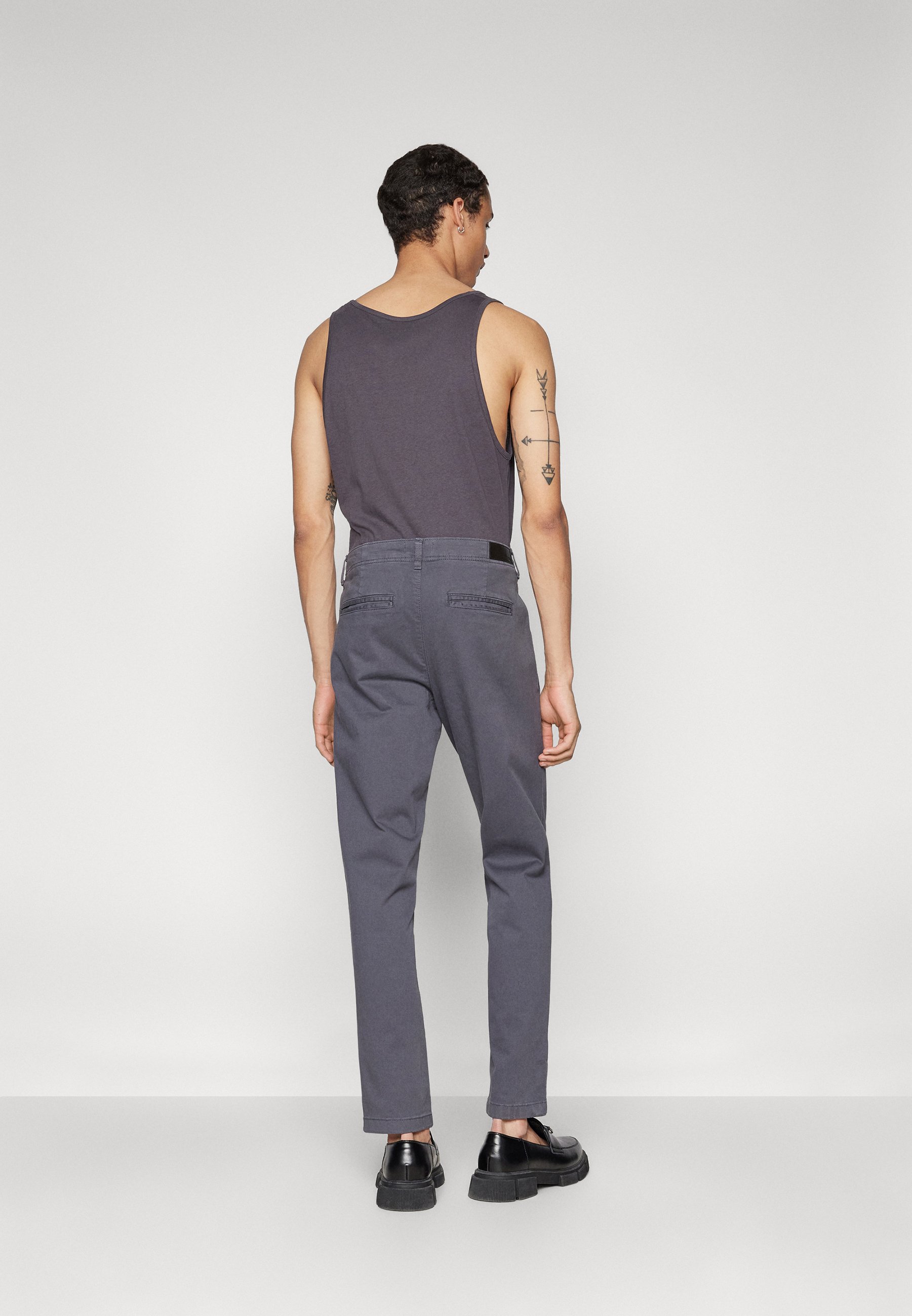 Chinos india store