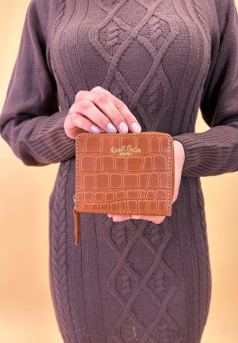 Gusti Leder MONIKA - Portefeuille - braun muster/marron - ZALANDO.BE