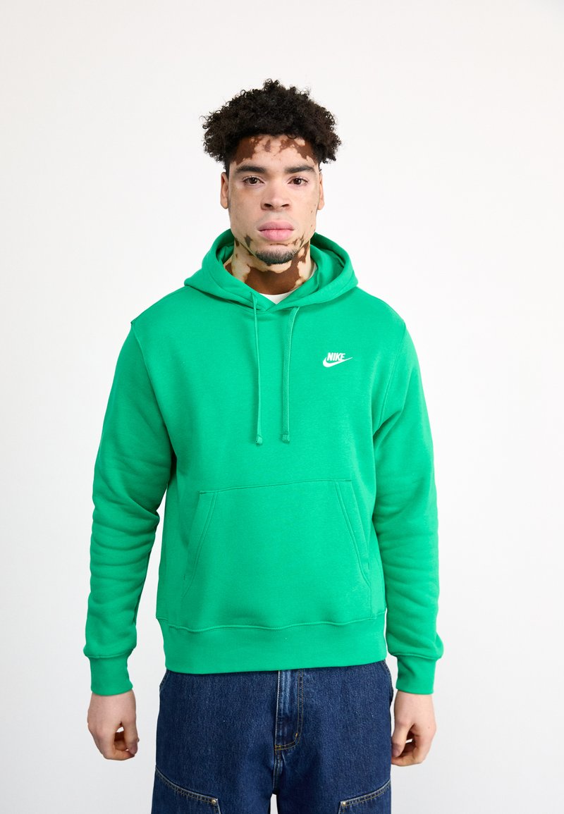Nike Sportswear CLUB HOODIE - Hanorac - stadium green/verde - Zalando.ro