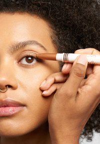 ZOEVA EYE SWIPE LONGWEAR 2-IN-1 SHADOW LINER - Eyeliner - EYE SWIPE ...